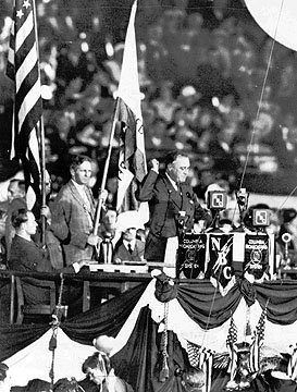1932 – HERBERT HOOVER VS FRANKLIN D. ROOSEVELT – Election Tuesdays